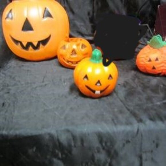 HALLOWEEN PUMPKINS | Accents | The Jack O Lantern Collection Set Of 5 ...